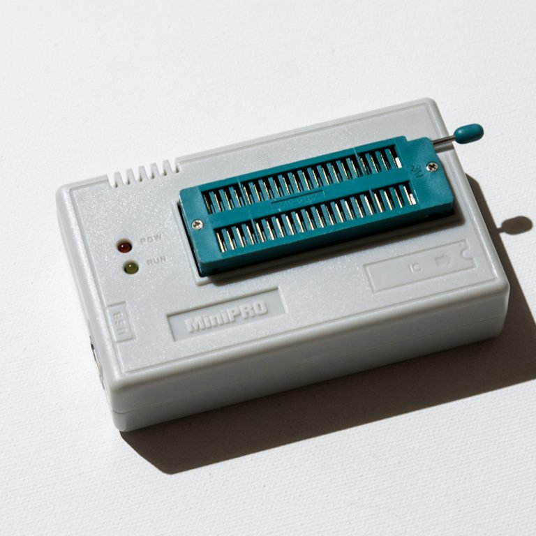 TL866CS Universal Mini Pro USB Programmiergerät für BIOS ATMEL PIC ...