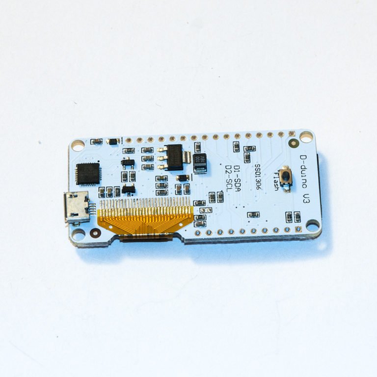 D-Duino V3 ESP-8266 NodeMCU Board mit 0.96″ OLED Display Wemos WiFi ESP-12F USB | 42project.net